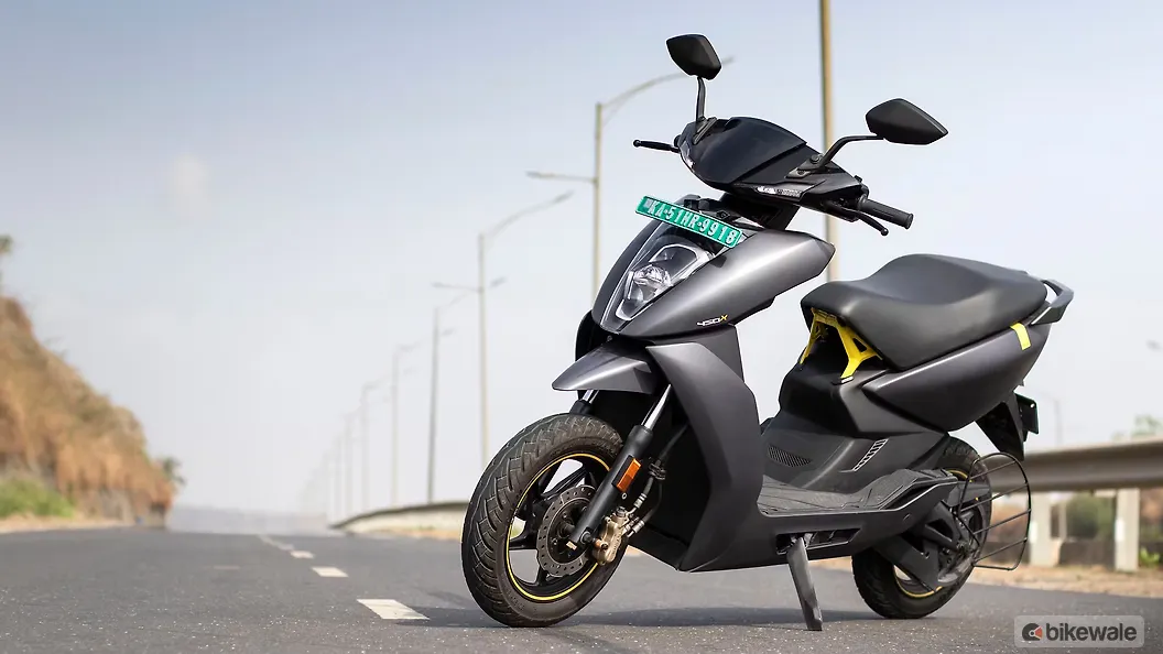 Ather 450X Gen 2 Right Side View Image – BikeWale