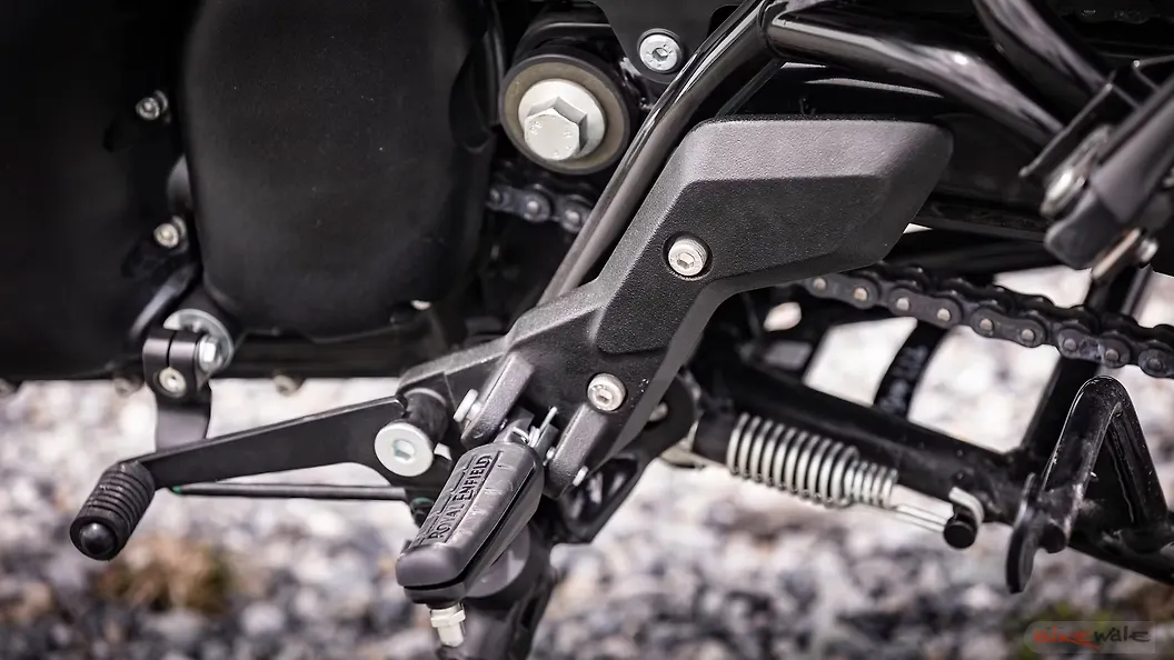 Royal Enfield Hunter 350 Front Brake Lever Image – BikeWale