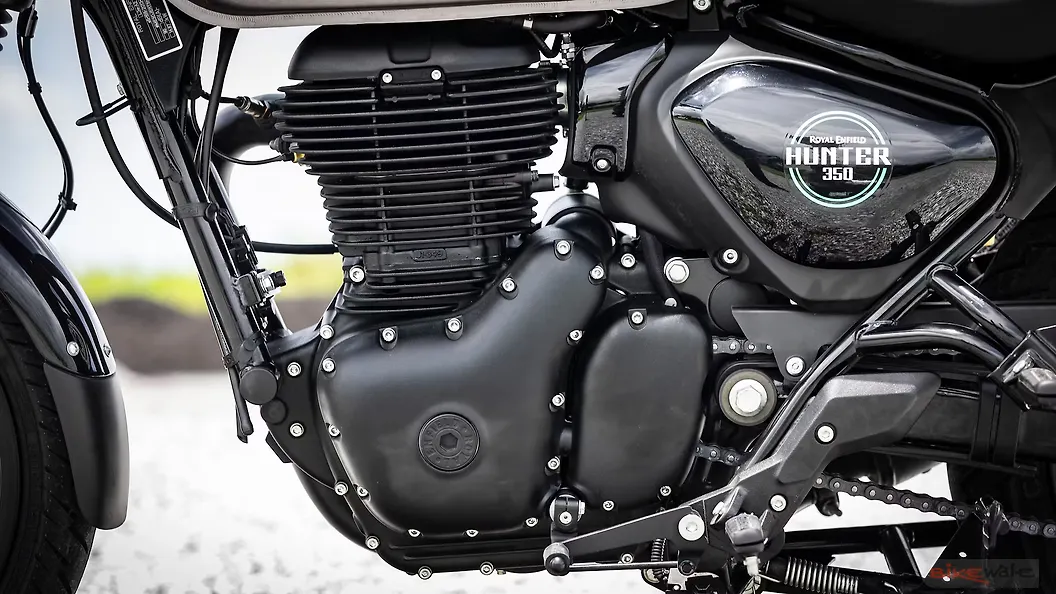 Royal Enfield Hunter 350 Front Turn Indicators Image – BikeWale