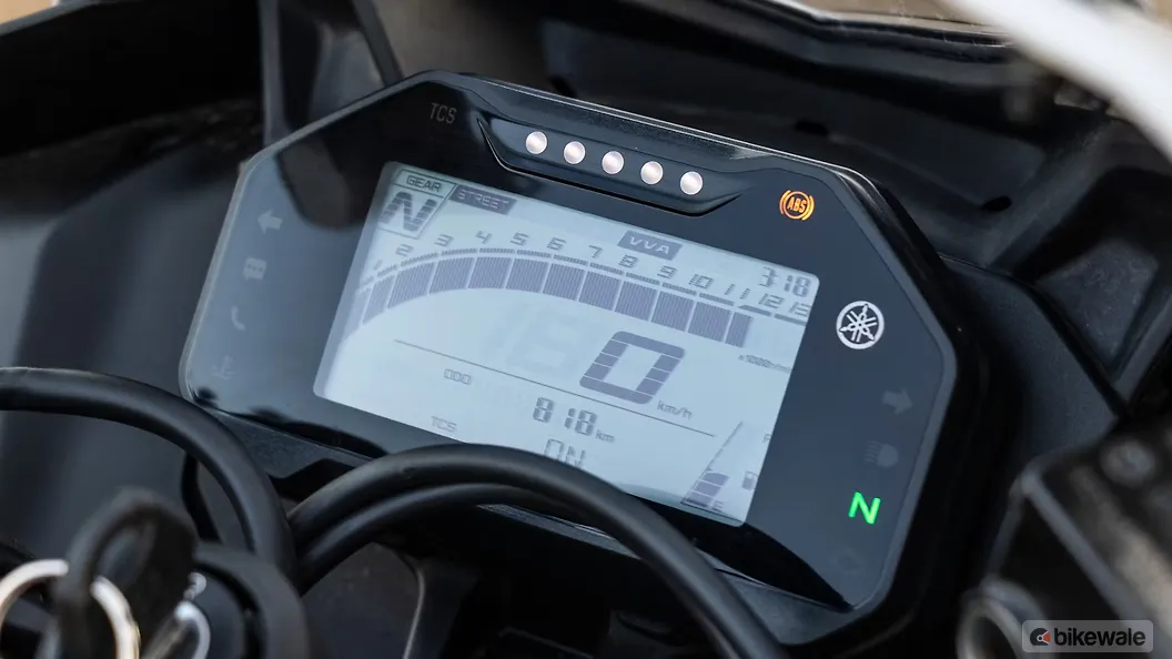 Yamaha R15 V4 TFT / Instrument Cluster Image – BikeWale