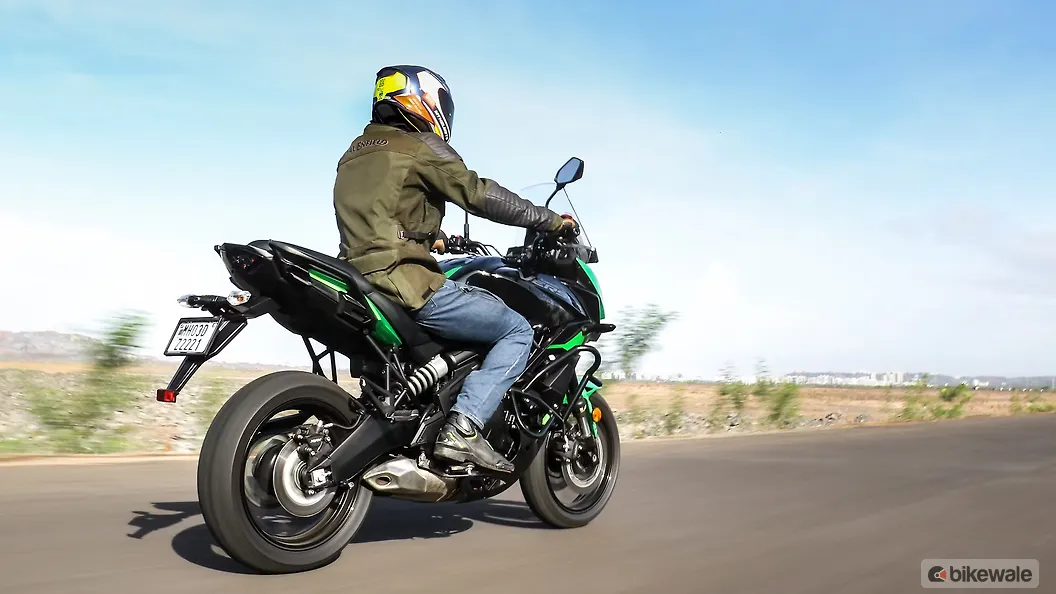 Kawasaki Versys 650 [2020-2021] Right Rear Three Quarter Image – BikeWale
