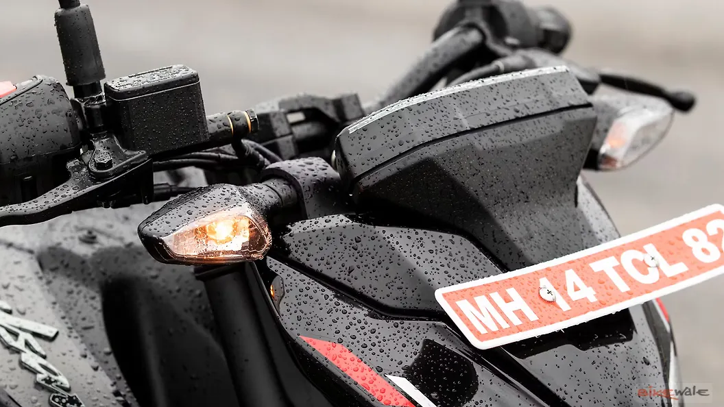 बजाज पल्सर n160 Front Headlamp Cowl तस्वीरें - बाइकवाले