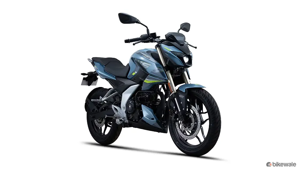Bajaj Pulsar N160 Right Front Three Quarter Image – BikeWale