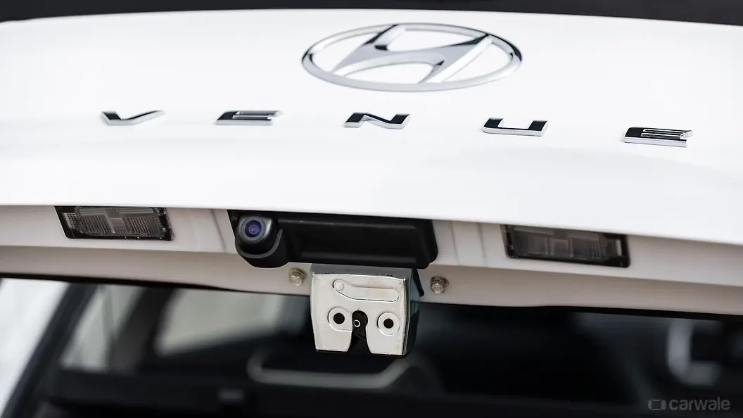 Venue Boot Release Lever/Fuel Lid Release Lever Image, Venue Photos in ...