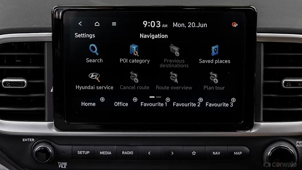 Venue Infotainment System Image, Venue Photos in India - CarWale