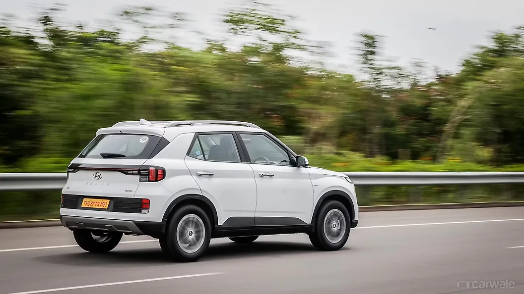 Venue Rear View Image, Venue Photos in India - CarWale