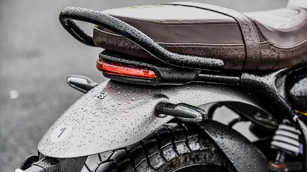 TVS Ronin Rear Fender Image – BikeWale