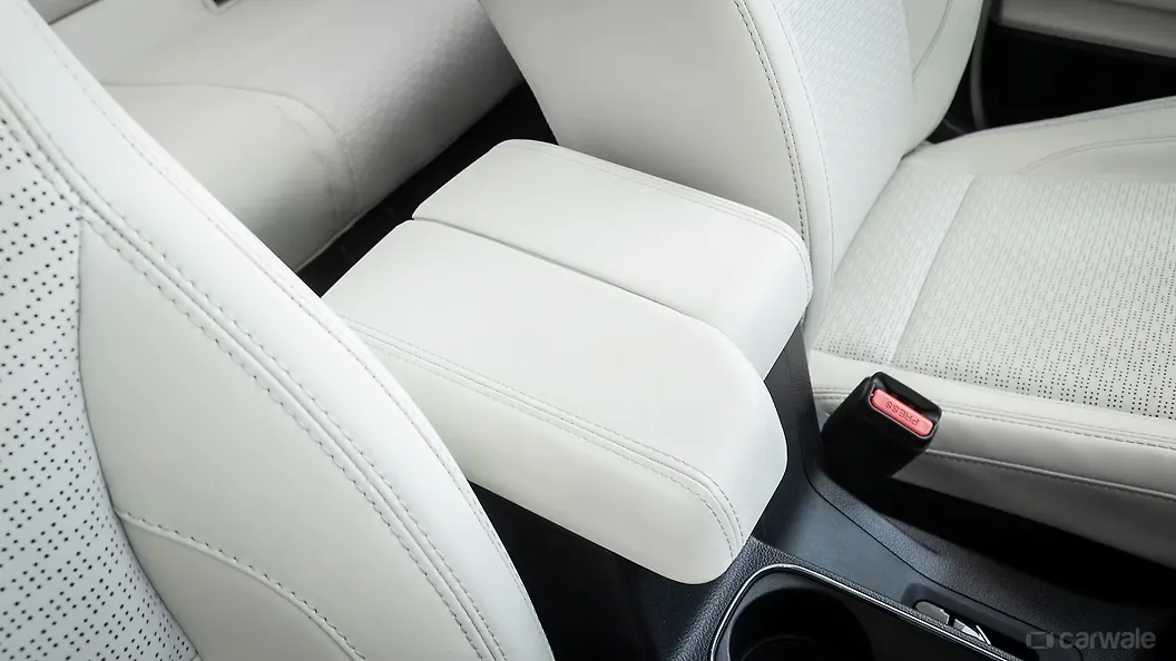 Thar Roxx Front Speakers Image, Thar Roxx Photos in India - CarWale