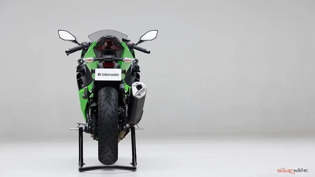 Images of Kawasaki Ninja 400 | Photos of Ninja 400 - BikeWale