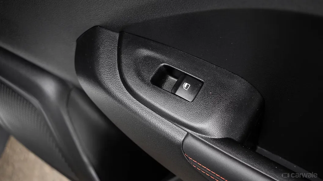 Venue N Line Rear Power Window Switches Image, Venue N Line Photos in ...