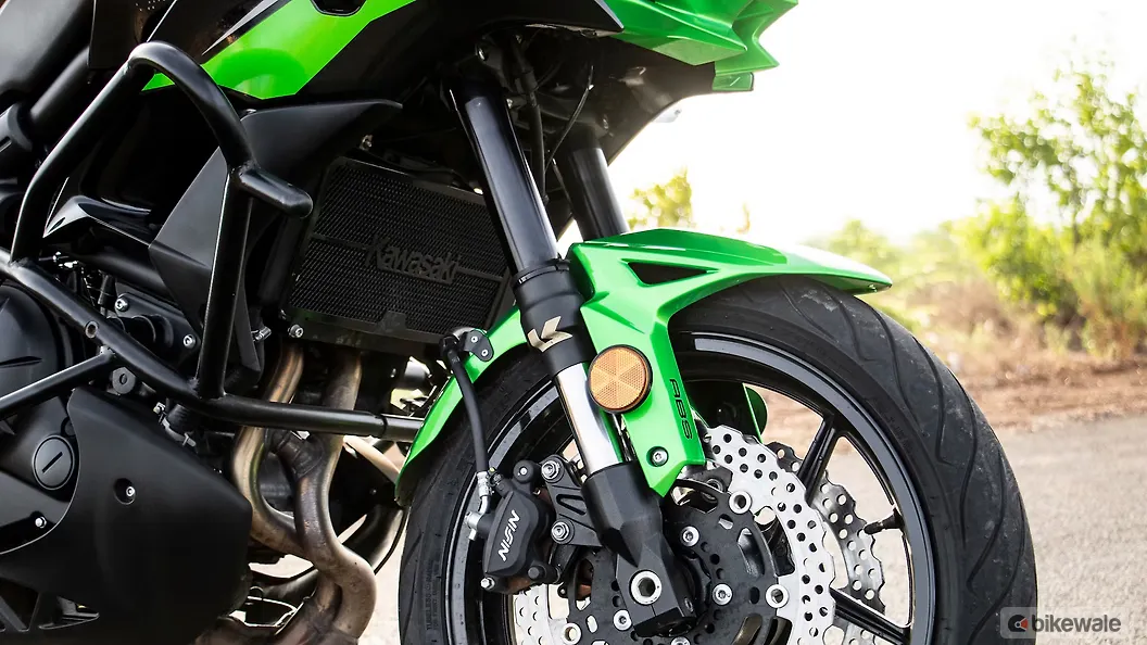 Kawasaki Versys 650 [2020-2021] Front Mudguard Image – BikeWale