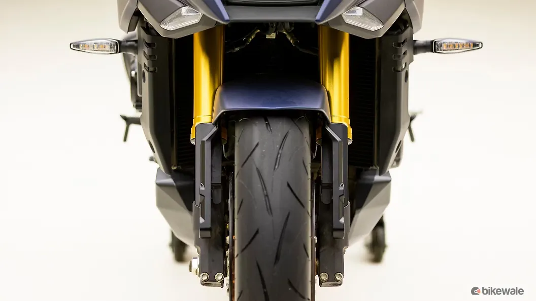Suzuki Katana Front Wheel Image – BikeWale