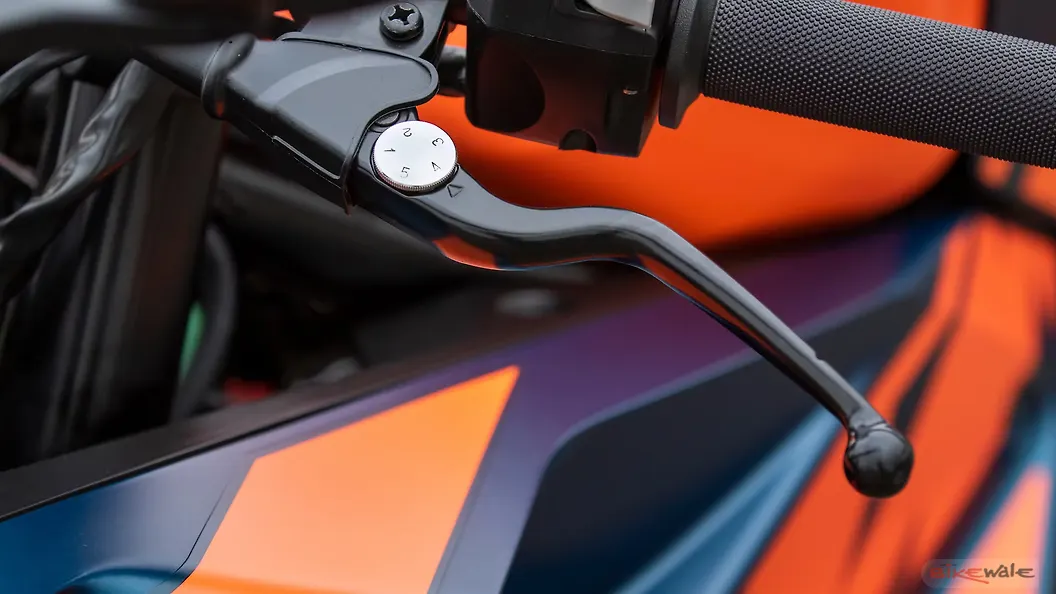 KTM RC 390 Clutch Lever Image – BikeWale