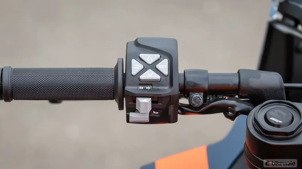 KTM RC 390 Left Side Multifunction Switchgear Image – BikeWale