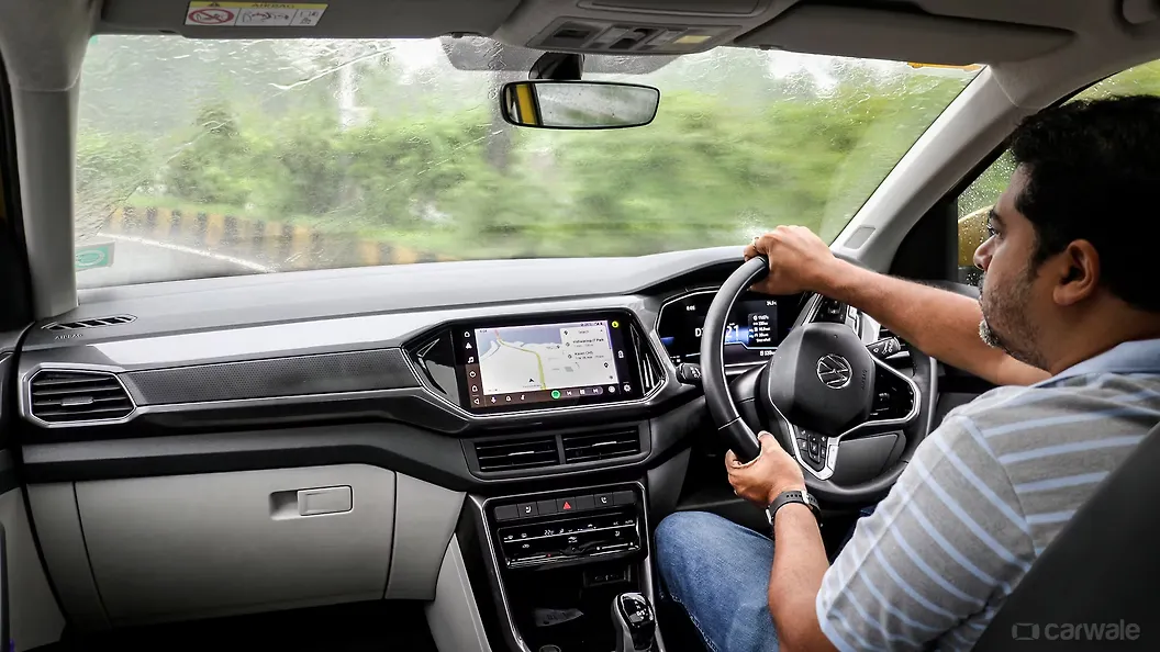 Taigun Dashboard Image, Taigun Photos in India - CarWale