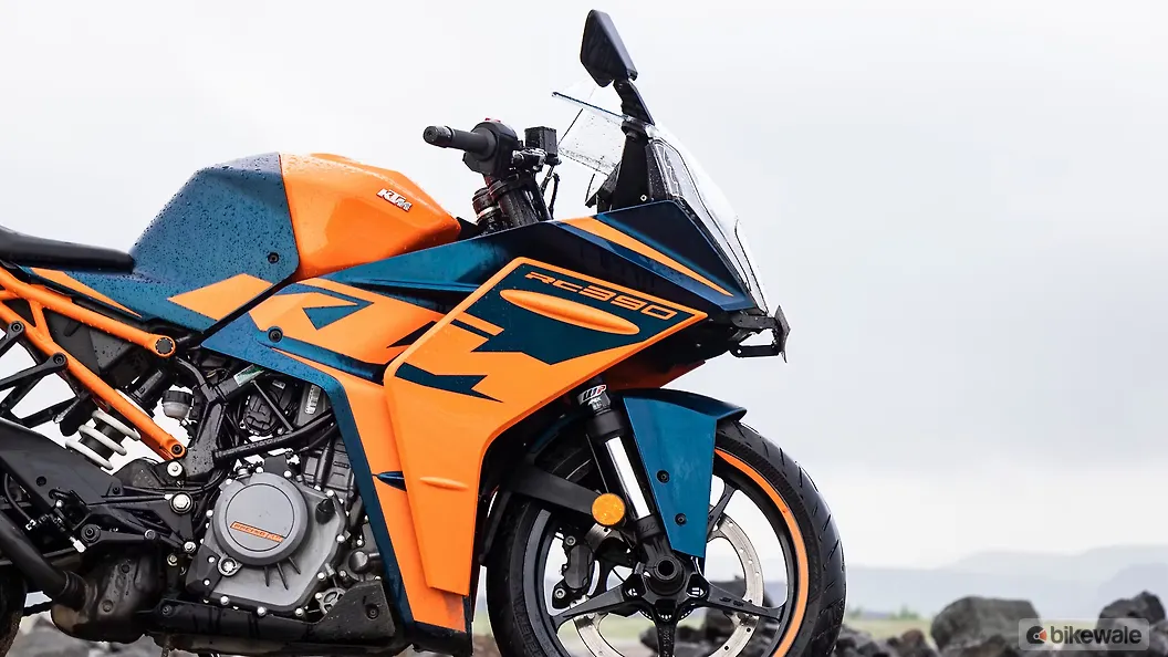 KTM RC 390 Side Fairing Image – BikeWale