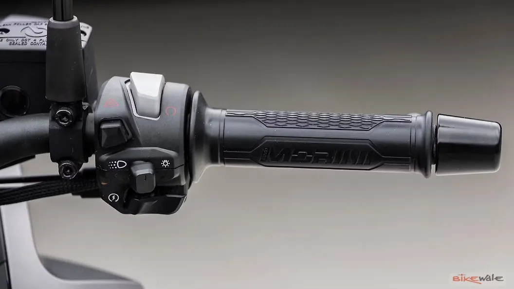 Moto Morini X-Cape High-Beam Flasher Image – BikeWale