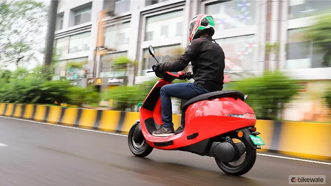 OLA S1 Pro [2021-2023] Left Side View Image – BikeWale