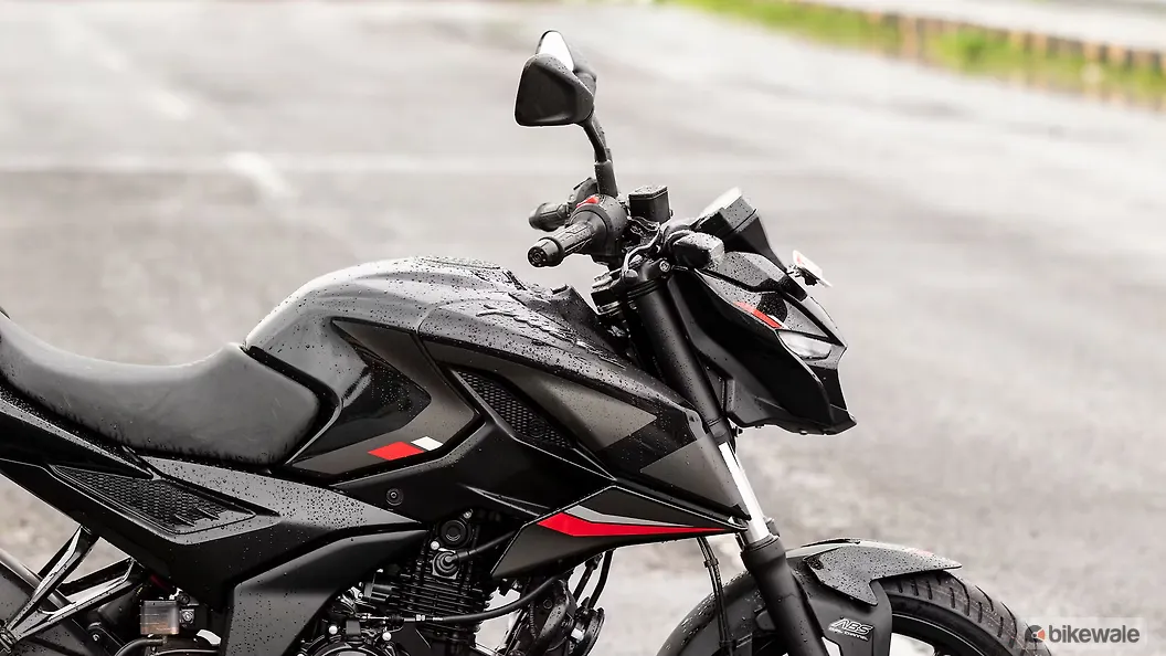 Bajaj Pulsar N160 Branding/Fuel Tank Decal Image – BikeWale