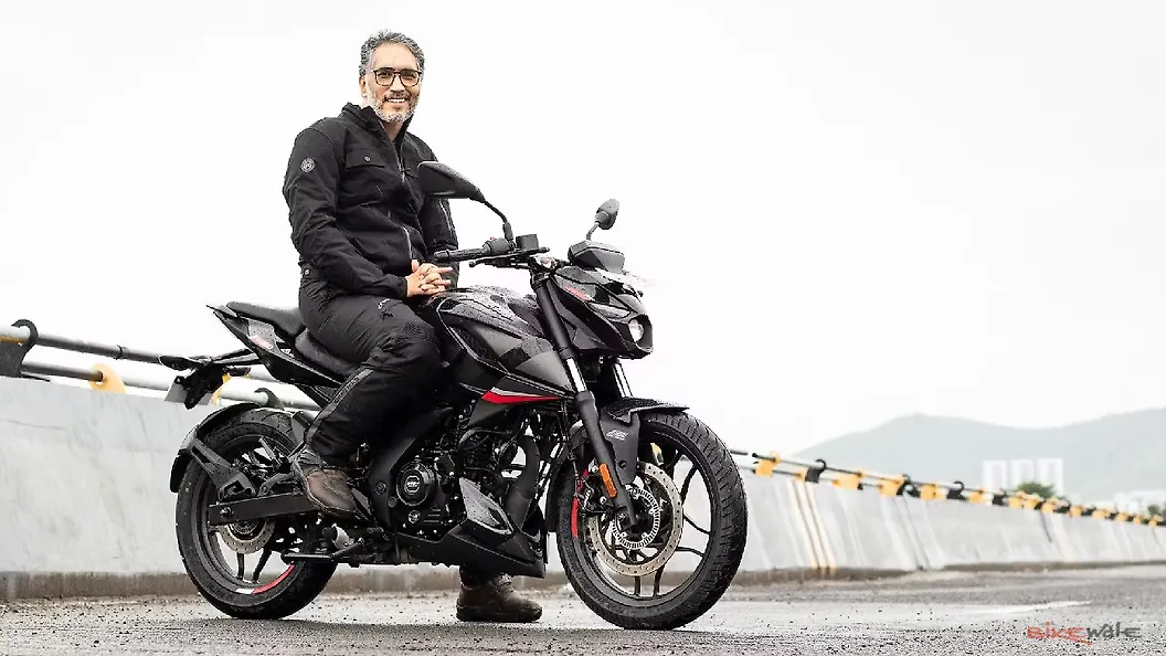 Bajaj Pulsar N160 Handle Bar Image – BikeWale