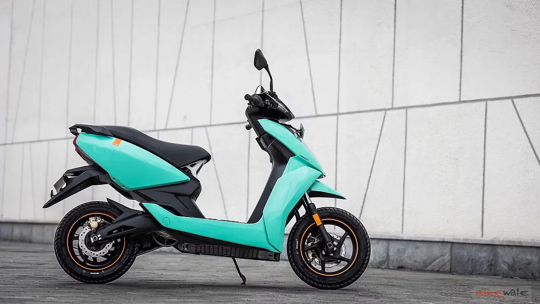 Ather 450X Gen 2 Left Side View Image – BikeWale