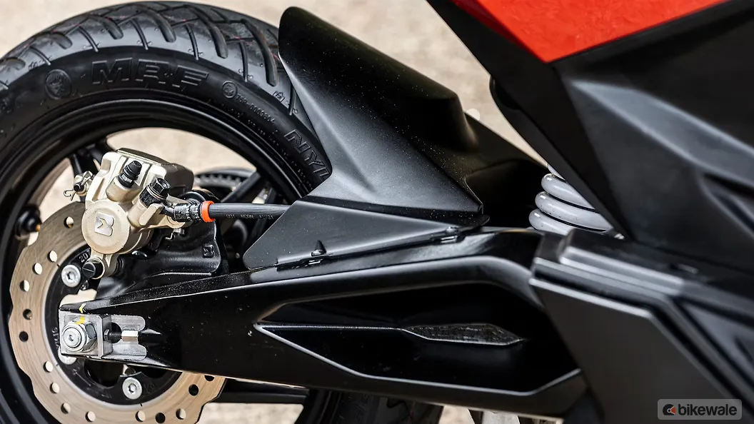 Simple Energy One Rear Tyre Image – BikeWale