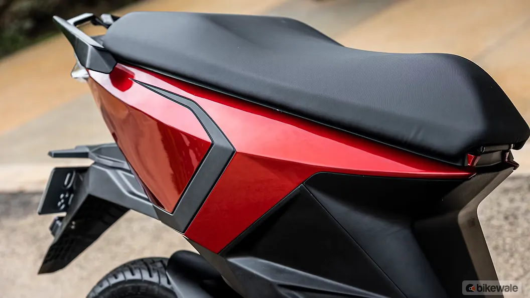 Simple Energy One Rear Wheel Image – BikeWale