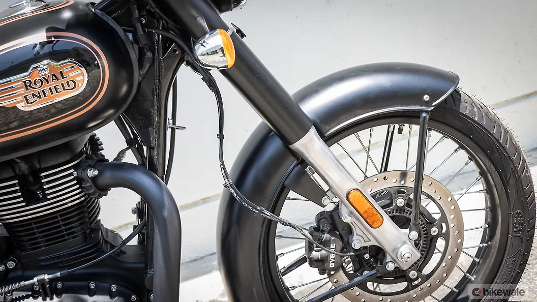 Royal Enfield Bullet 350 Front Wheel Image – BikeWale