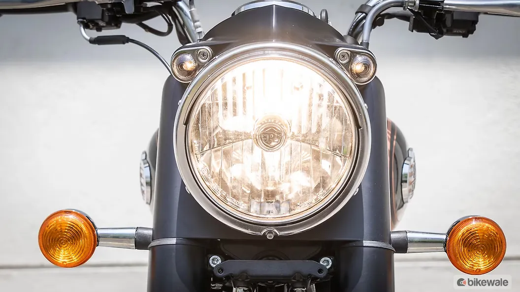 Royal Enfield Bullet 350 Head Light Image – BikeWale