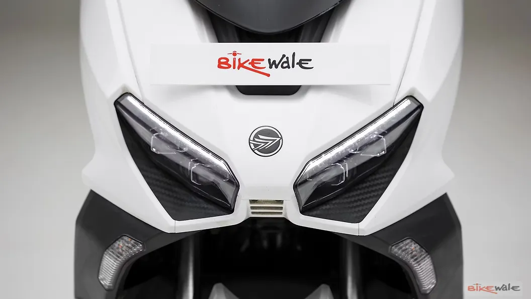 Keeway Vieste 300 Head Light Image – BikeWale