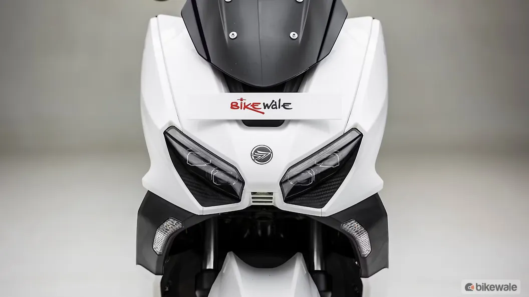 Keeway Vieste 300 Front View Image – BikeWale