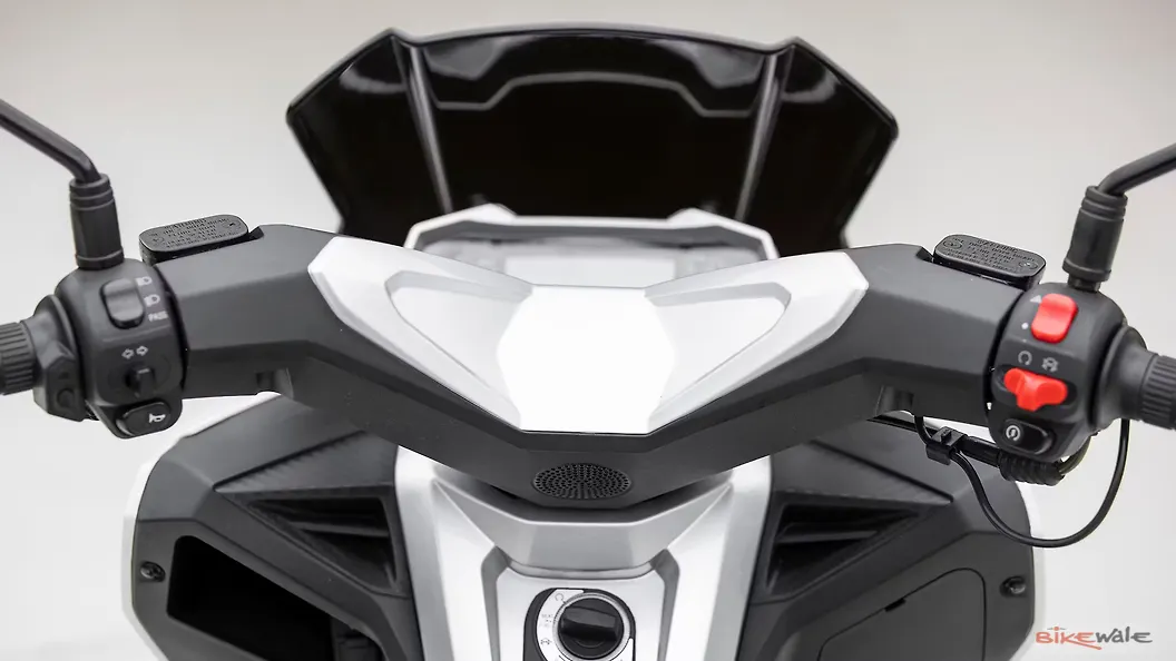 Keeway Vieste 300 Instrument Cluster Image – BikeWale