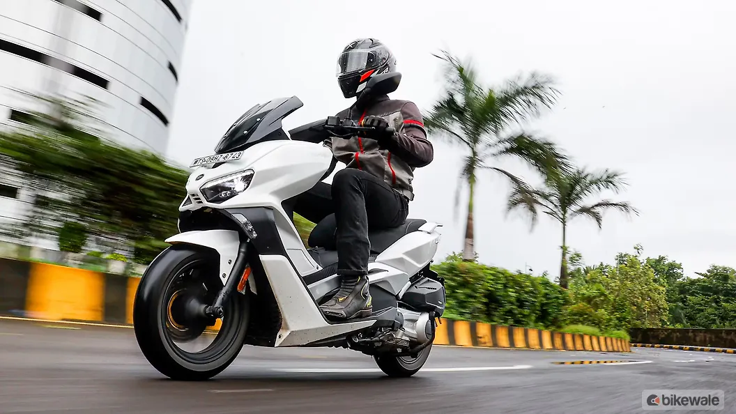 Keeway Vieste 300 Left Side View Image – BikeWale