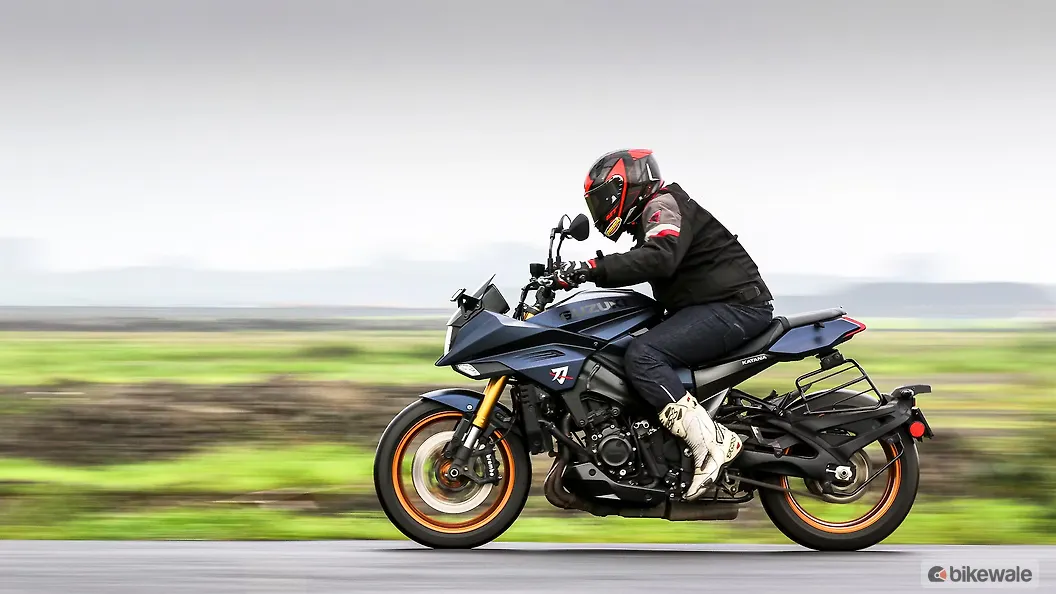 Suzuki Katana Left Rear Three Quarter Image – BikeWale