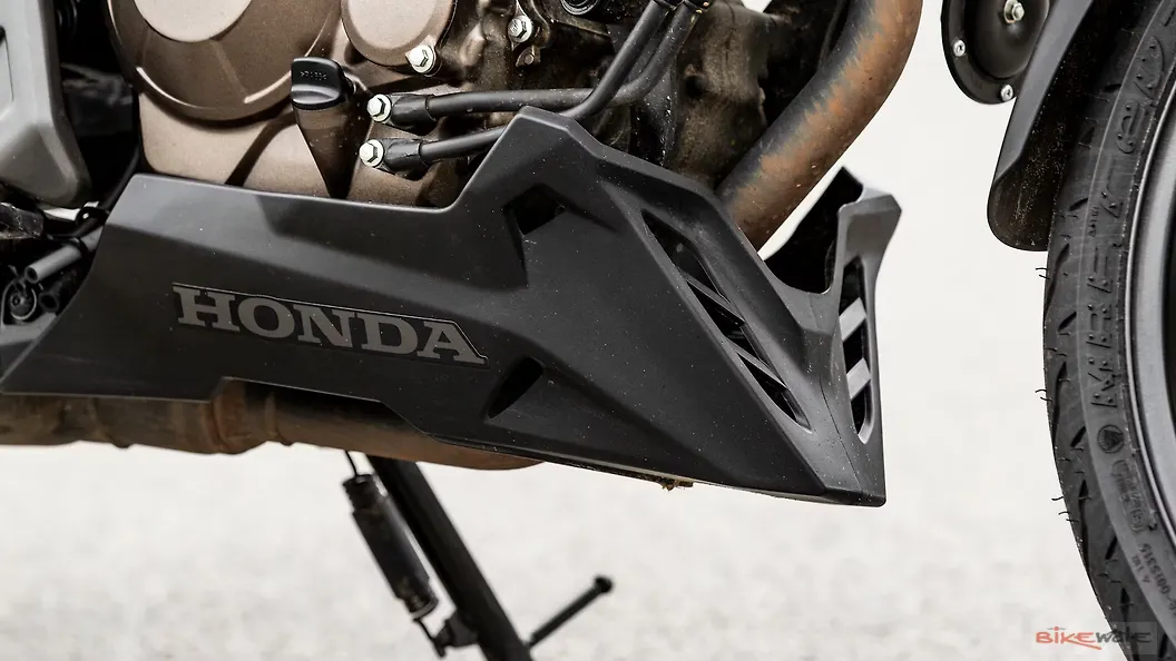Honda CB300F Engine Cowl Image – BikeWale