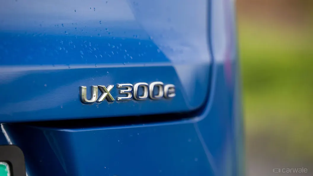 UX 300e Rear Badge Image, UX 300e Photos in India - CarWale