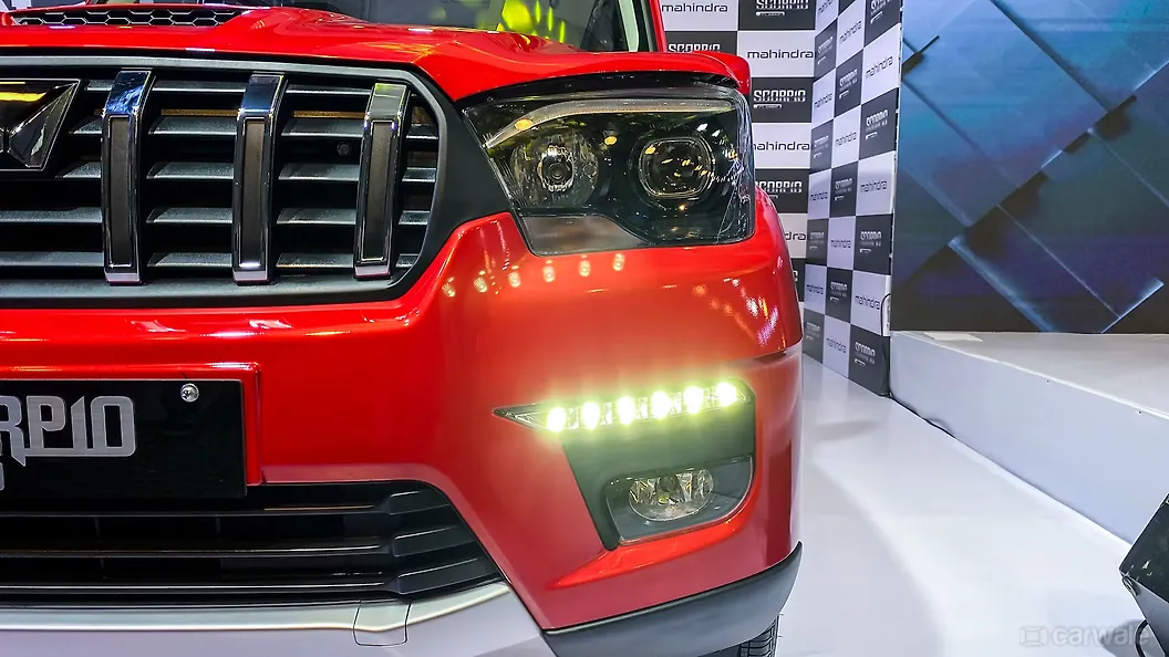 Scorpio Headlight Image, Scorpio Photos in India - CarWale