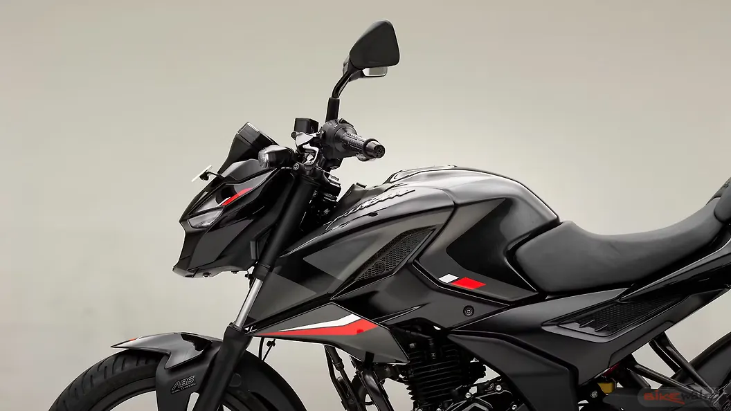 Bajaj Pulsar N160 Fuel Tank Image – BikeWale