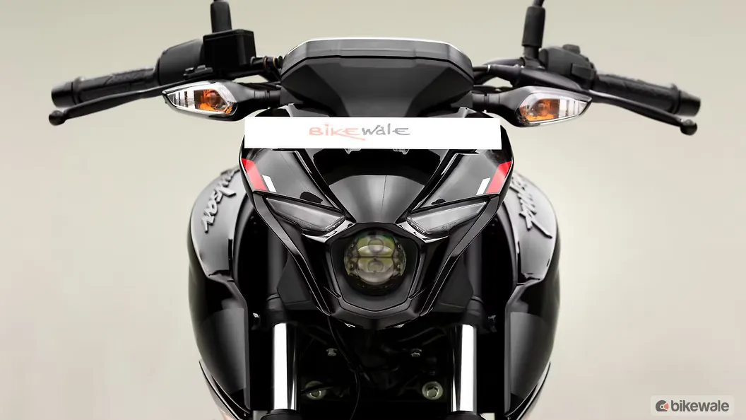 Bajaj Pulsar N160 Head Light Image – BikeWale