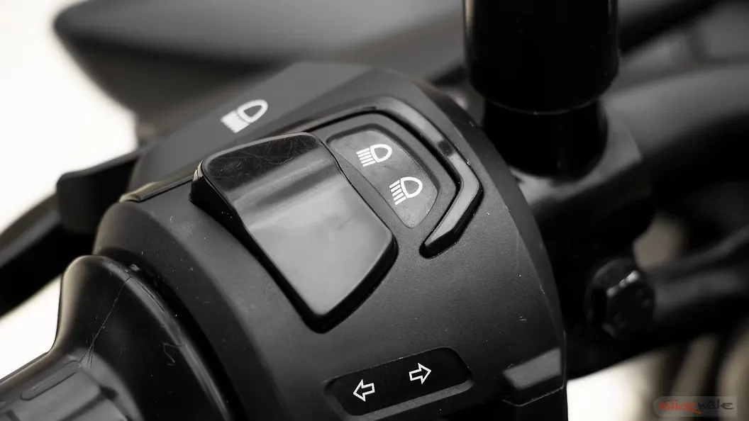 Bajaj Pulsar N160 Handle Bar Image – BikeWale