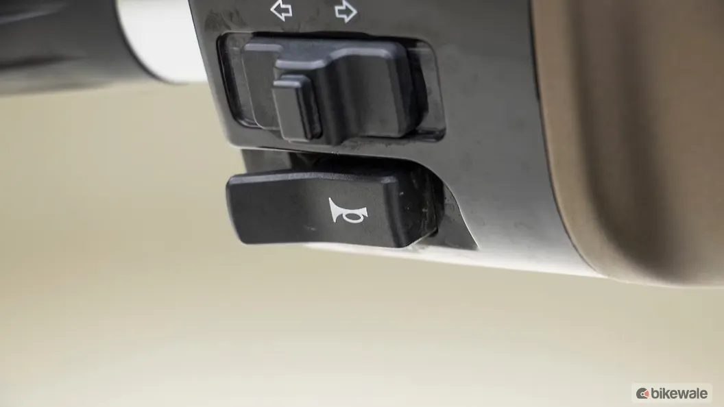 Keeway Sixties 300i Key Ignition Image – BikeWale