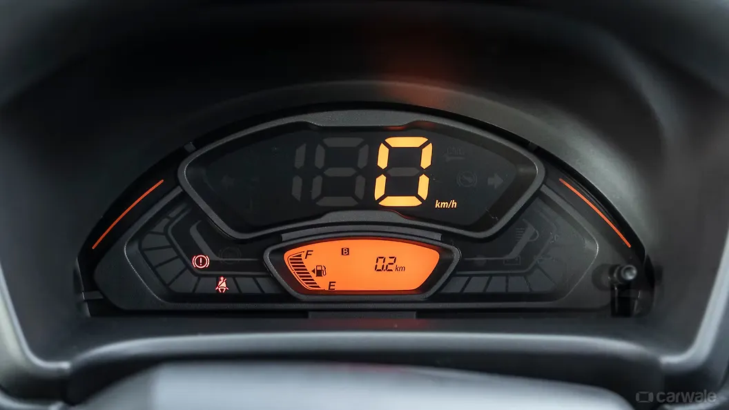 Alto K10 Instrument Cluster Image, Alto K10 Photos in India - CarWale