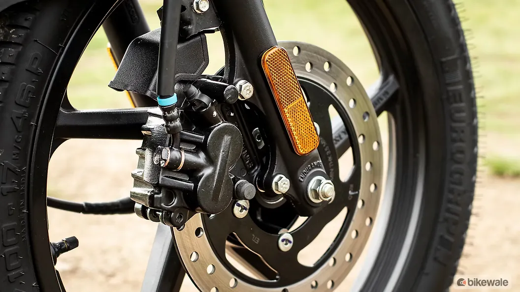 Bajaj CT 125X Front Tyre Image – BikeWale
