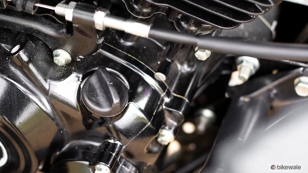 Bajaj CT 125X Engine Oil Level Indicator Image – BikeWale