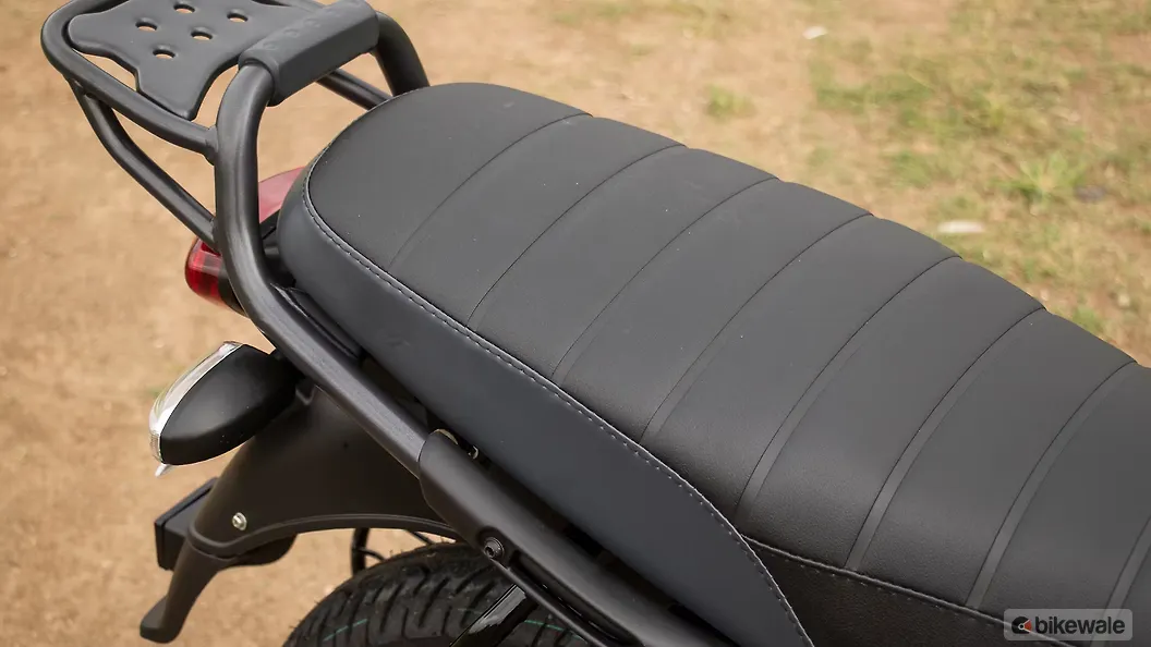 Bajaj CT 125X Seat Image – BikeWale