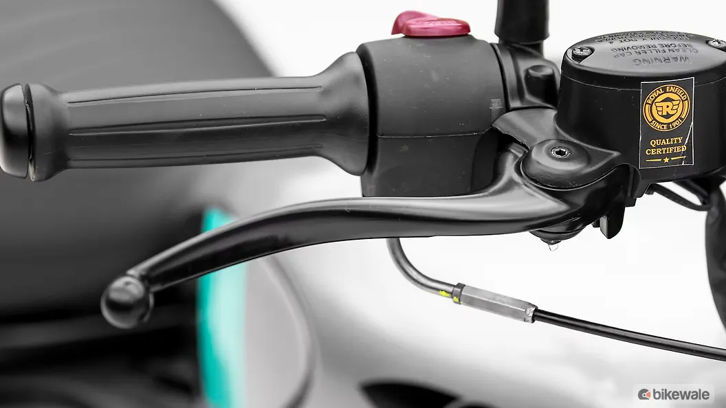 Royal Enfield Hunter 350 [2024] Gear Lever Adjustment Image – BikeWale