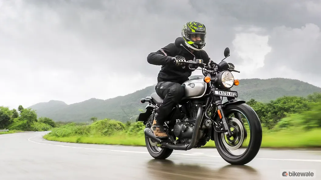 Royal Enfield Hunter 350 [2024] Front View Image – BikeWale