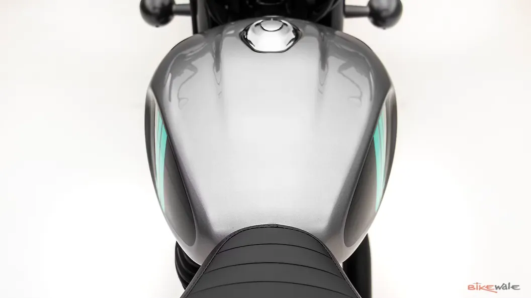 Royal Enfield Hunter 350 Fuel Tank Image – BikeWale