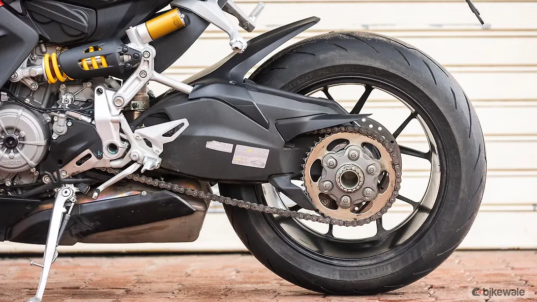Ducati Streetfighter V2 Drive Chain and Sprocket Image – BikeWale