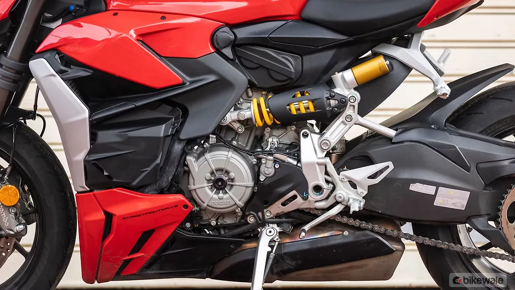 Ducati Streetfighter V2 Engine From Left Image – BikeWale